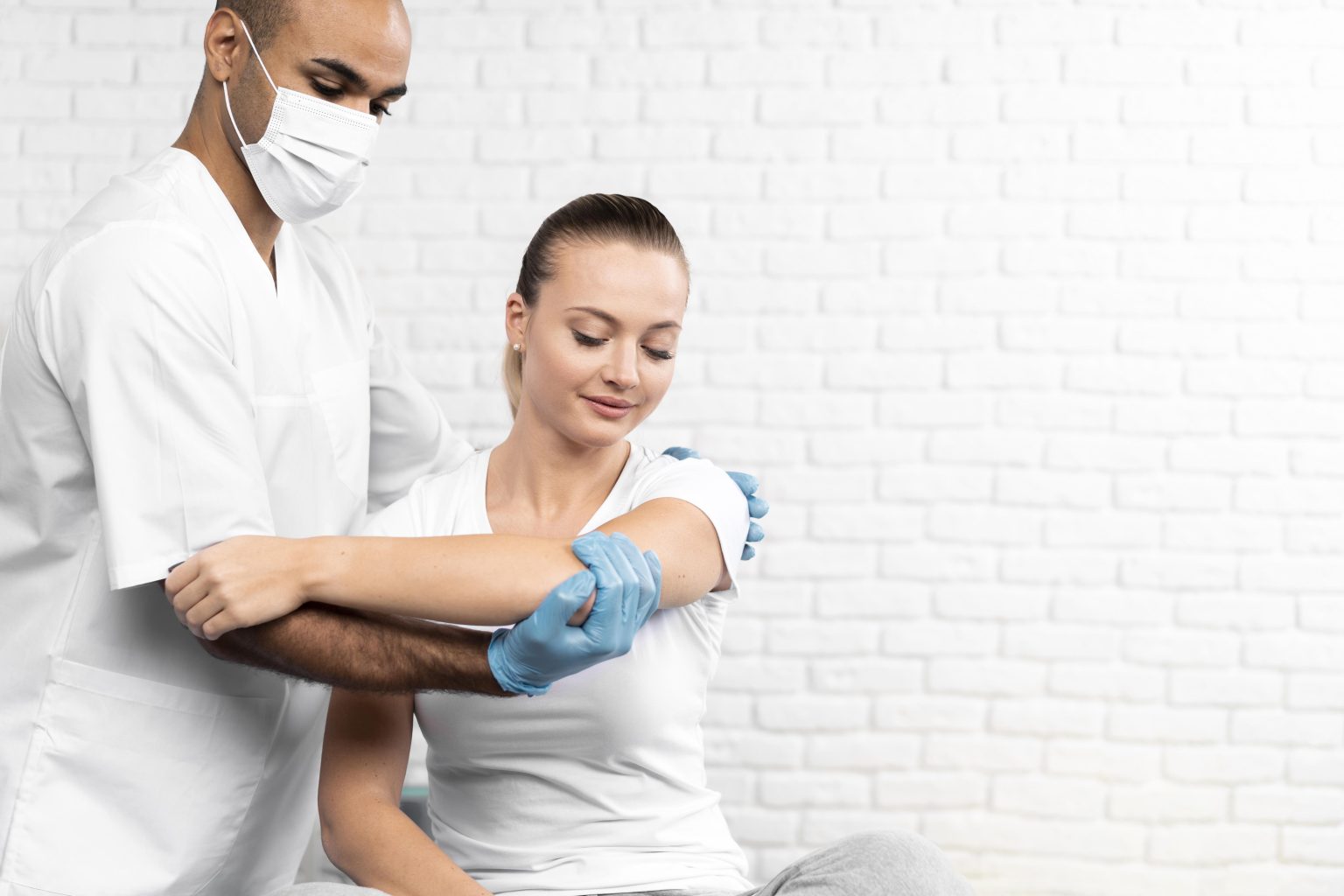 Proksimal Humerus Kırıkları - Dr Ay Clinic